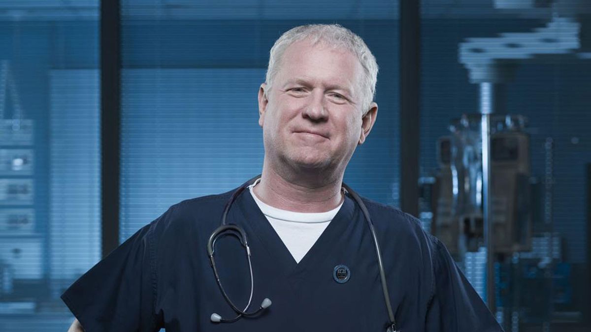 Derek Thompson Casualty: Viewers ‘In Tears’ After Original Star Leaves ...